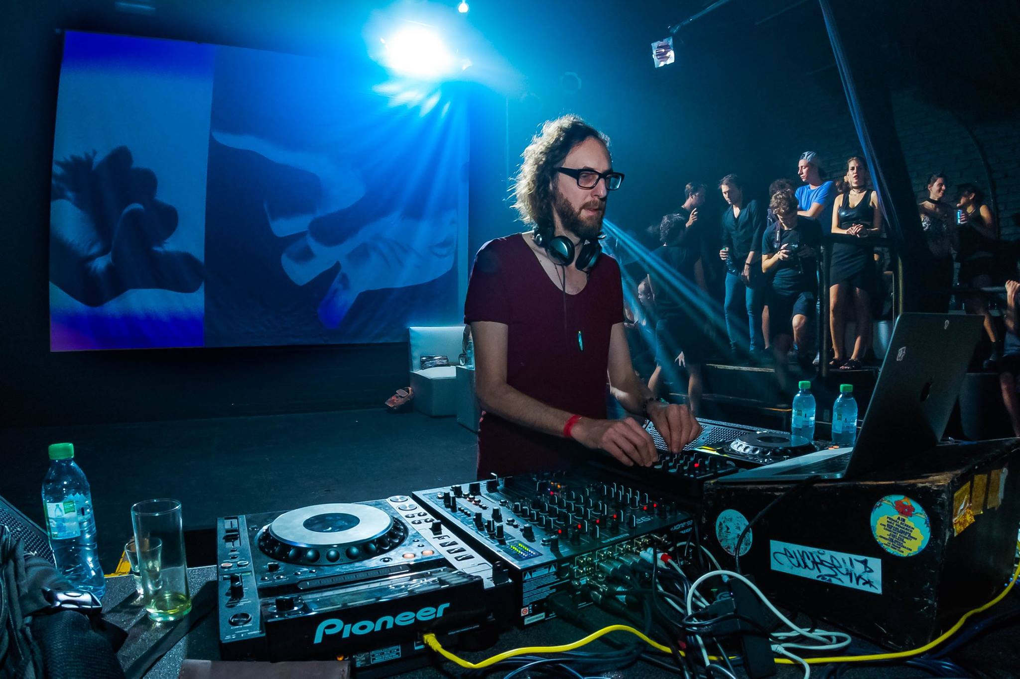 Acid Pauli, un Distinto - Electronic Groove