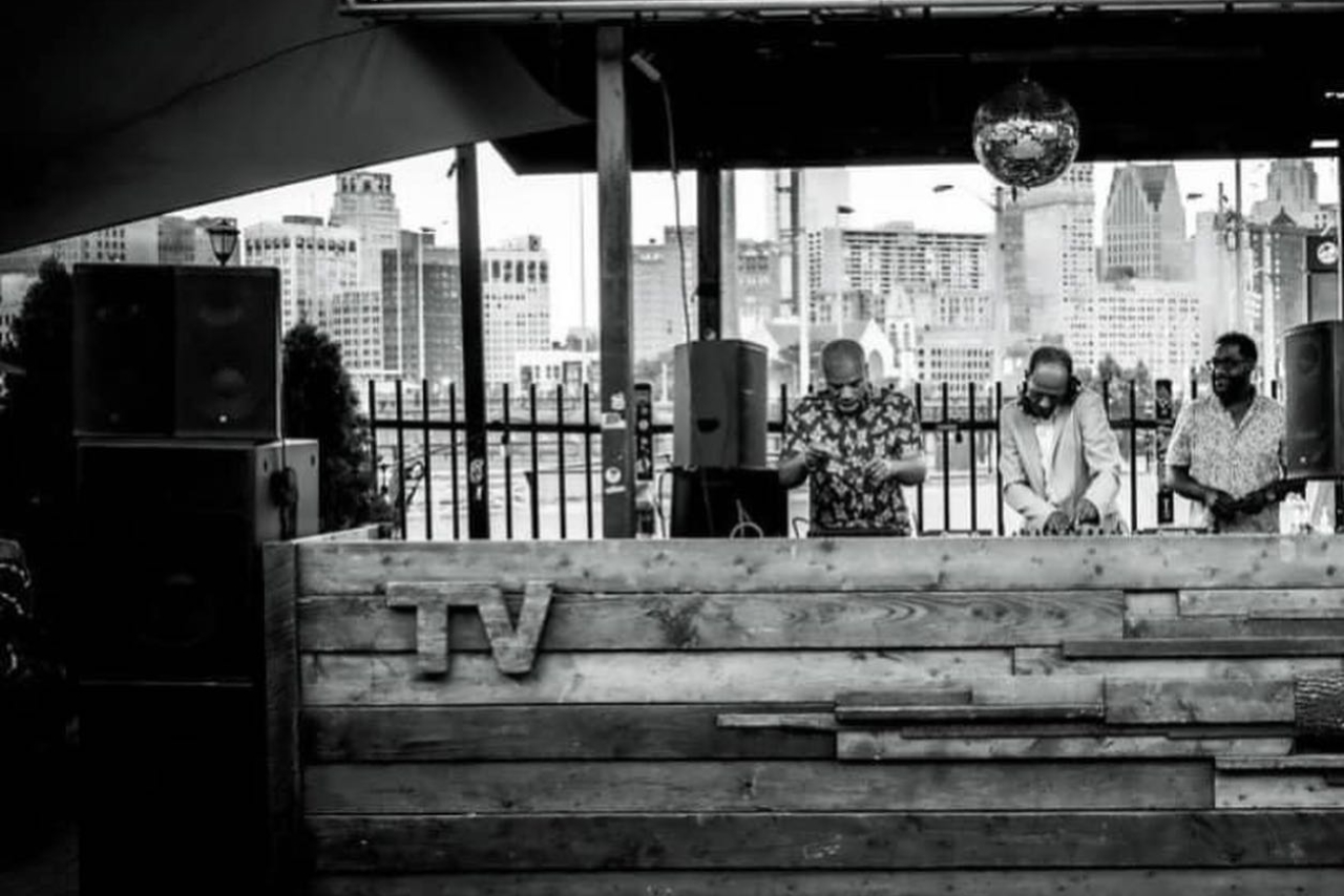 Ten of the best listening bars to visit in the USA - Electronic Groove