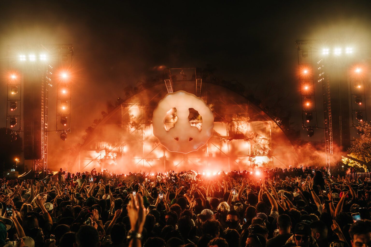 Framework announces Adam Port's open-air-show at Hollywood Boulevard ...